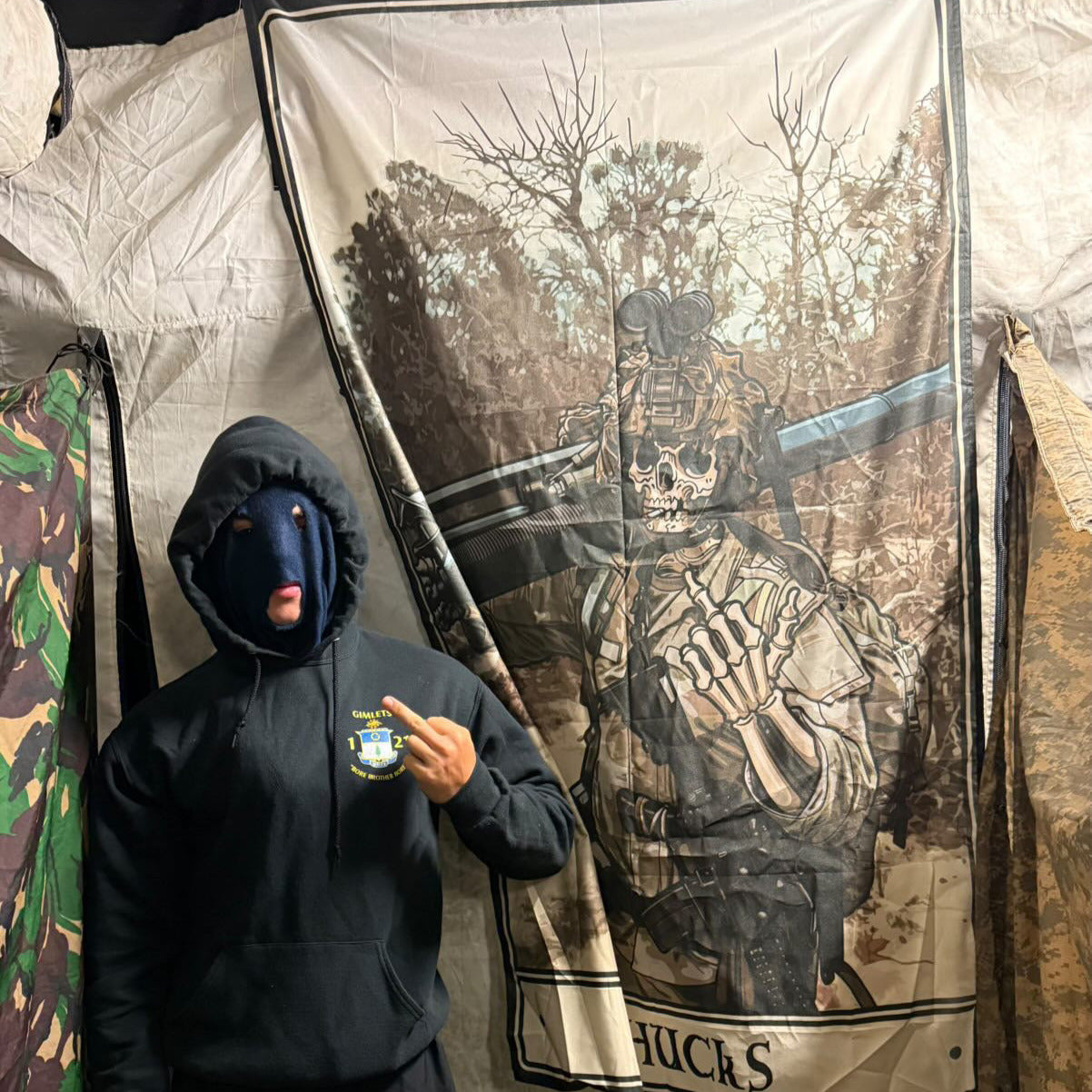 Chucks Flag – pltdaddy