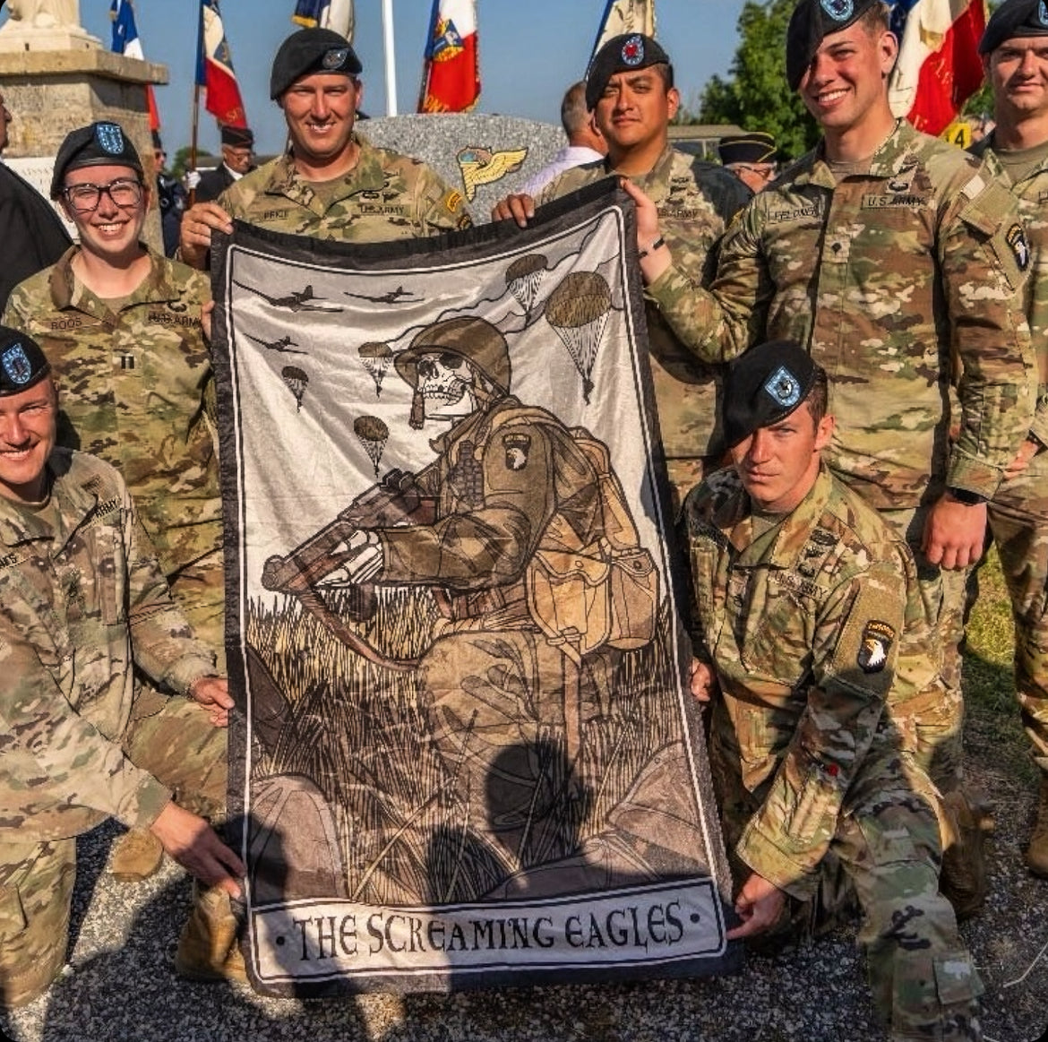 Screaming Eagles Flag – pltdaddy